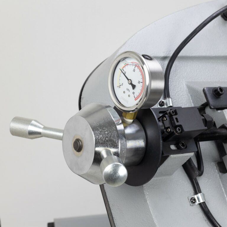 SIP 01530 15" Swivel Head Manual and Auto Metal Pull Down Bandsaw ...